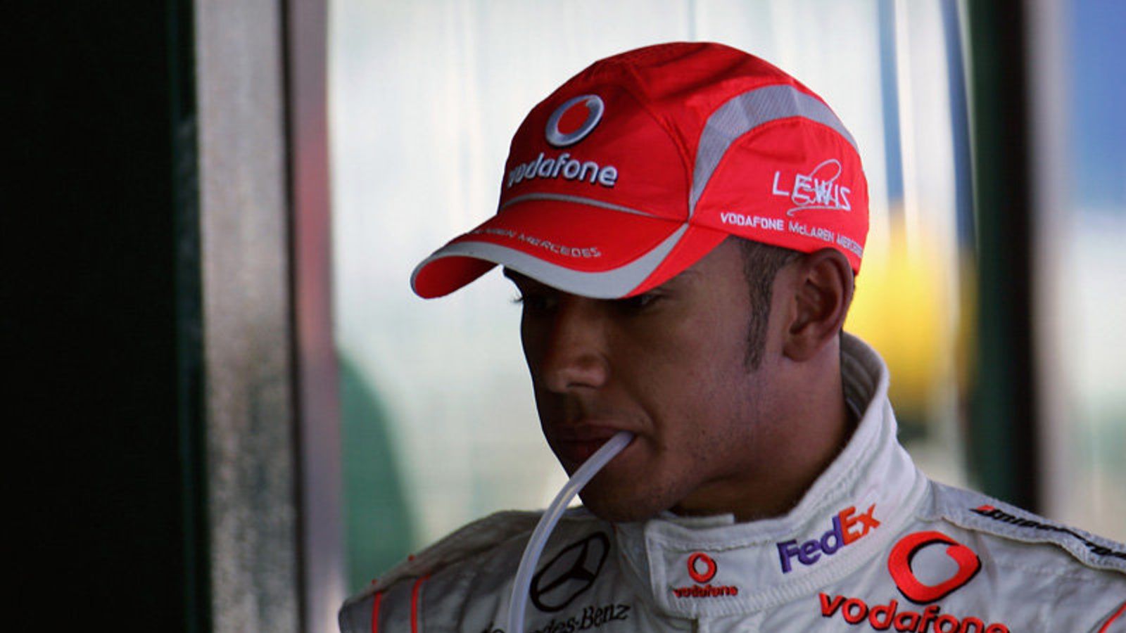 Stewart: Lewis needs advice | F1 News