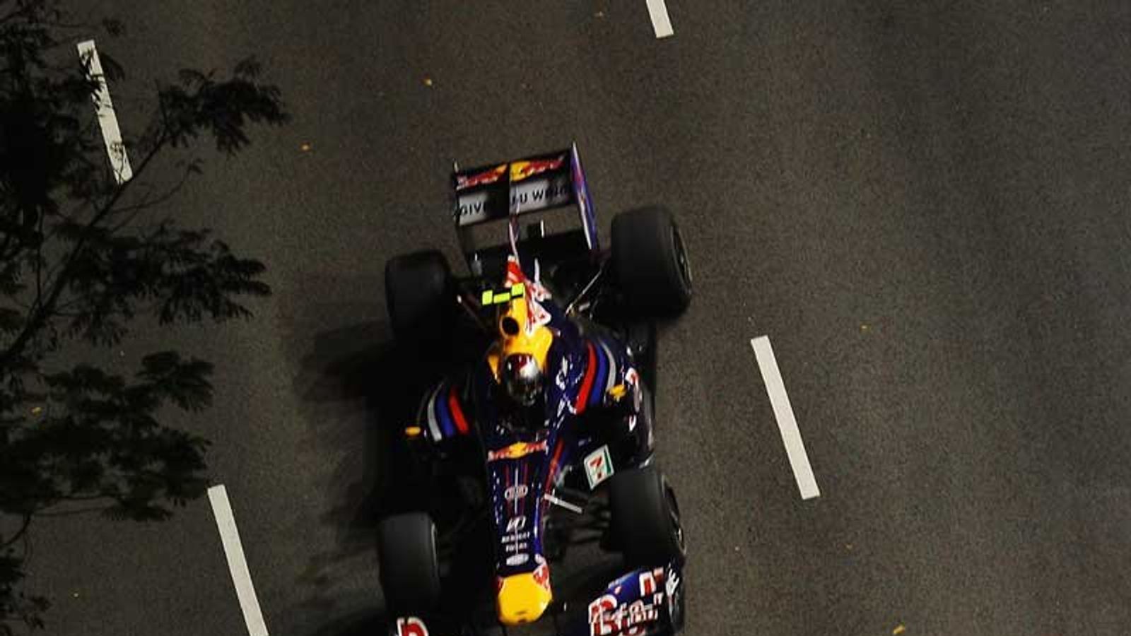 Vettel quickest in Singapore | F1 News