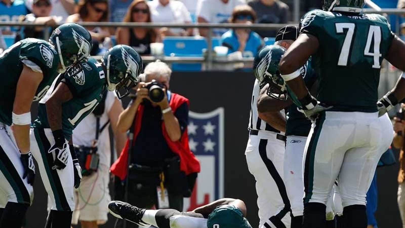 Rib setback for McNabb | NFL News | Sky Sports