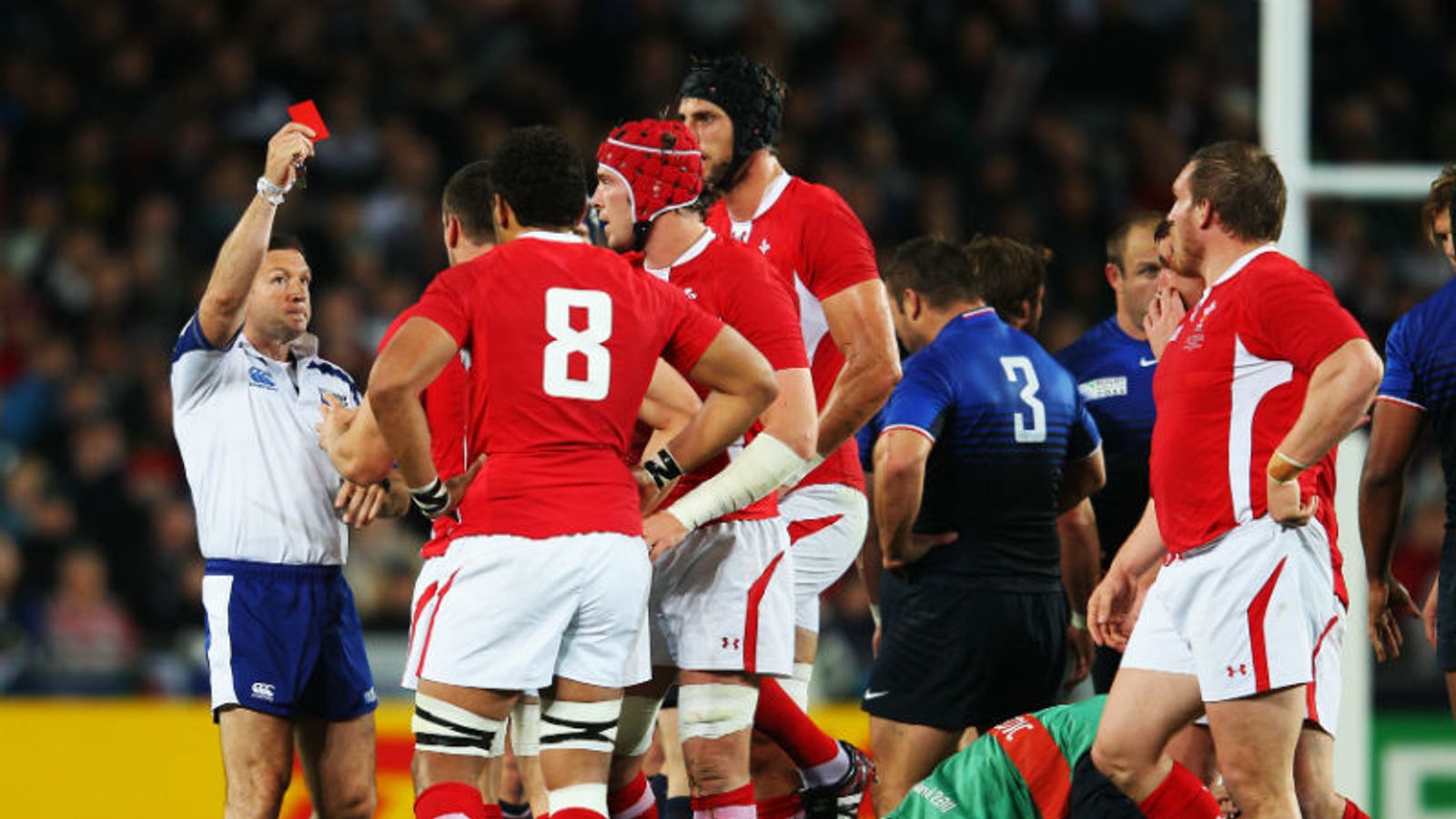 Wales 8 - 9 France - Match Report & Highlights