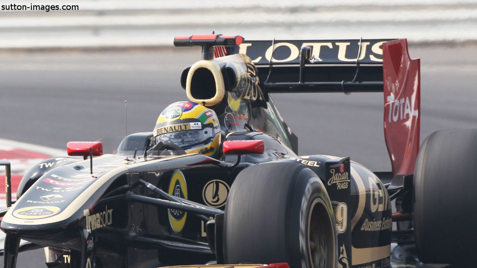 Renault - R31 a 'bold failure' | F1 News