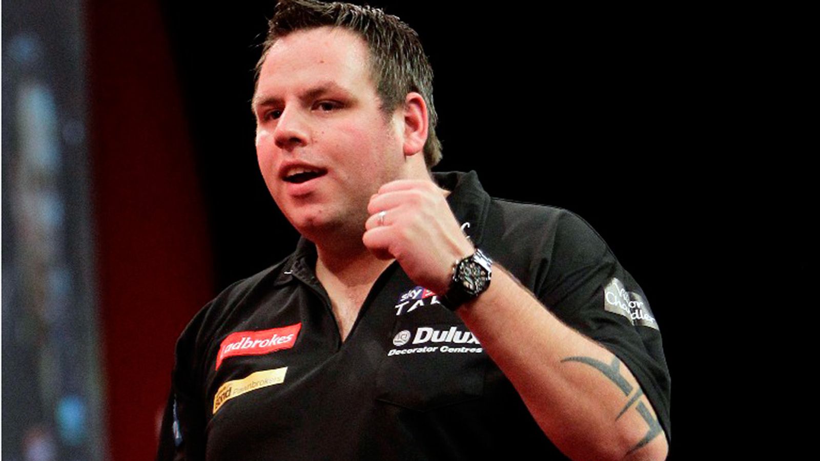 Lewis holds off raging Bull | Darts News | Sky Sports