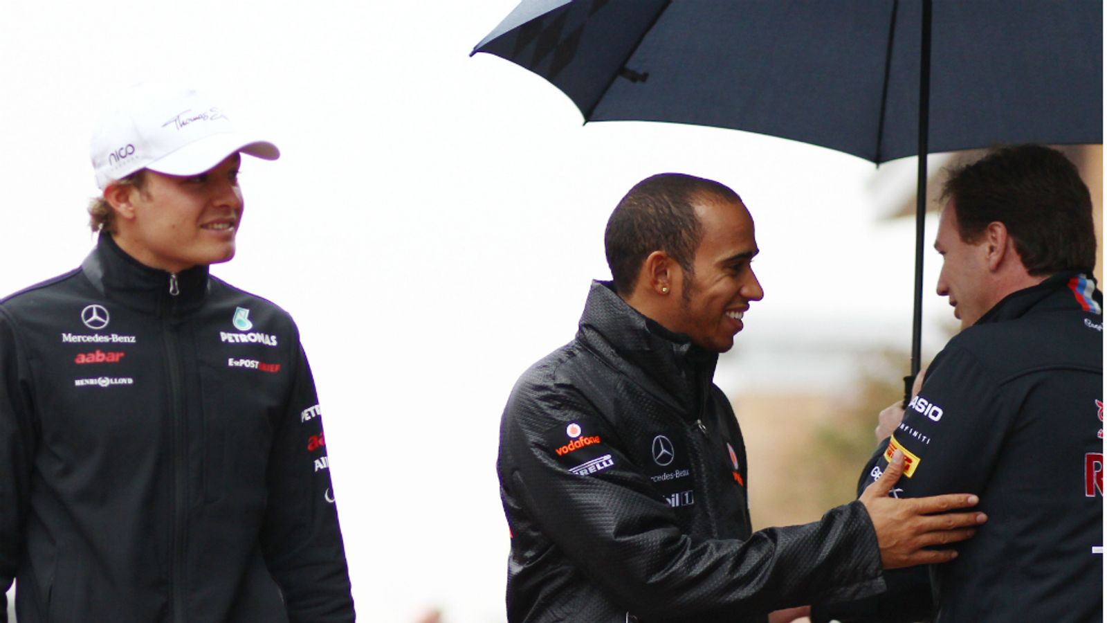 Poll backs Hamilton | F1 News