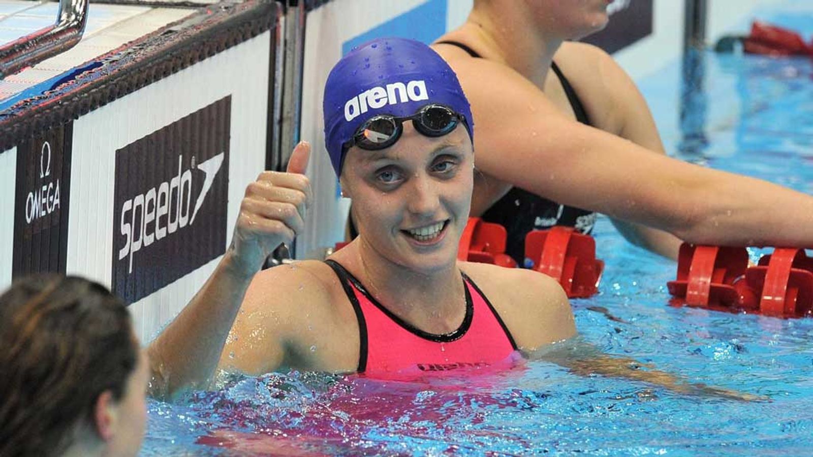 Halsall storms to 100m victory | News News | Sky Sports