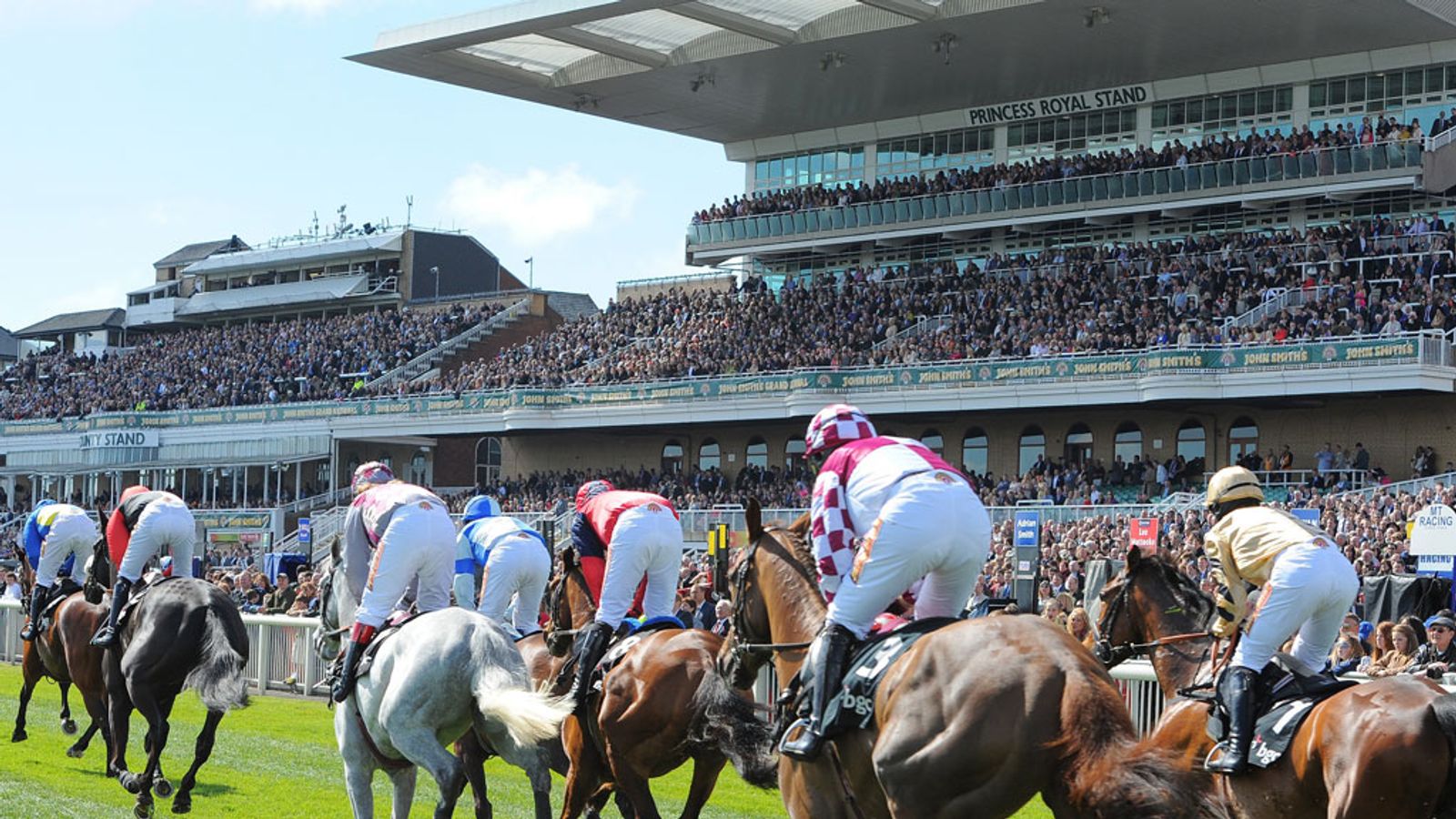 Aintree has been praised for its Grand National changes by the RSPCA ...
