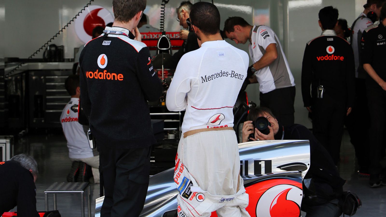 Lewis Hamilton has said goodbye to staff at McLaren's headquarters | F1 ...