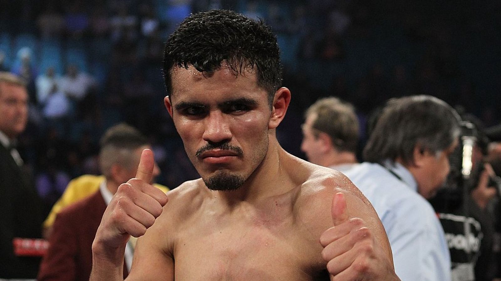 Miguel Angel Vazquez retained his IBF lightweight belt with a points ...