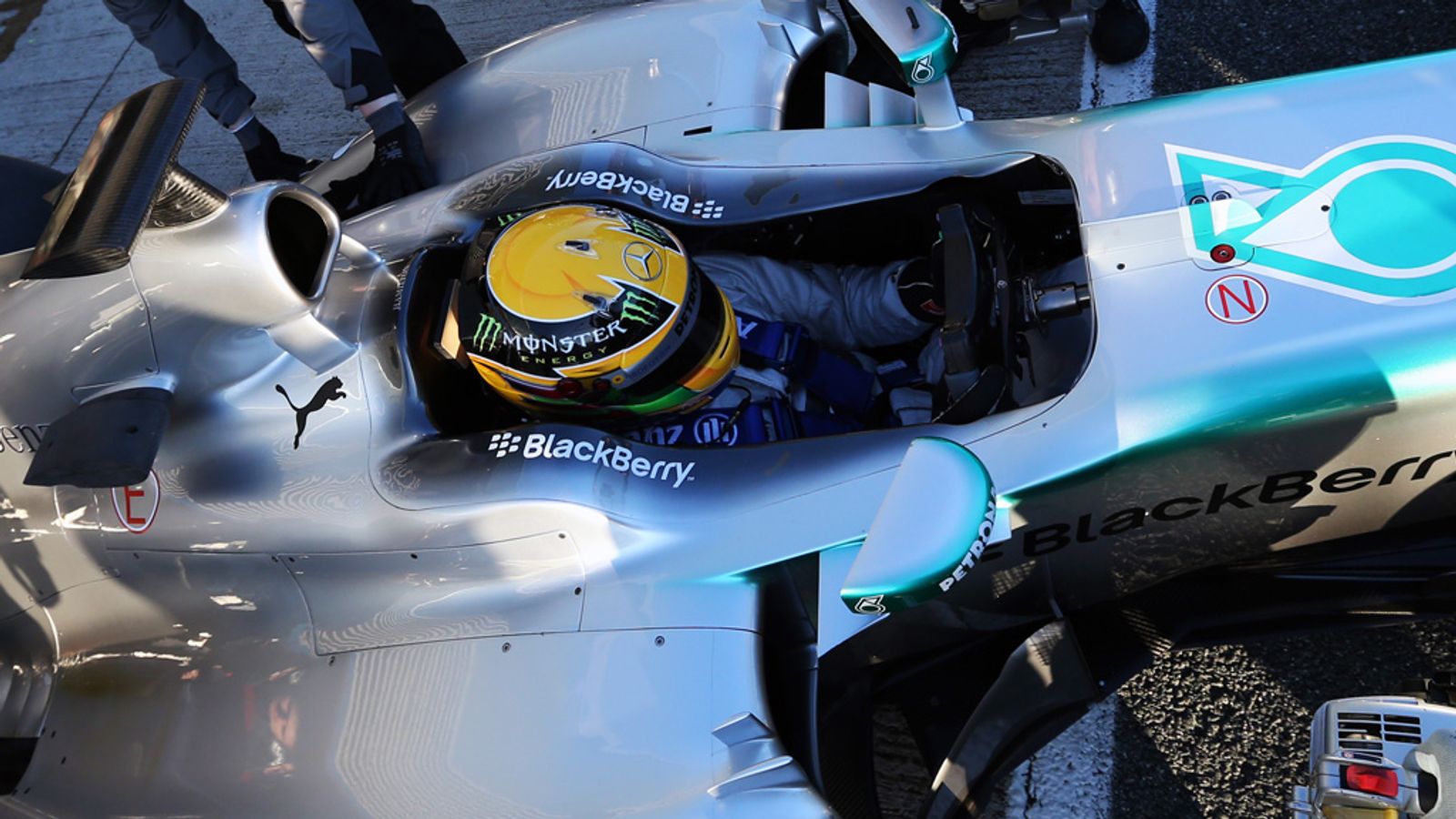 Lewis' pit blunder | F1 News