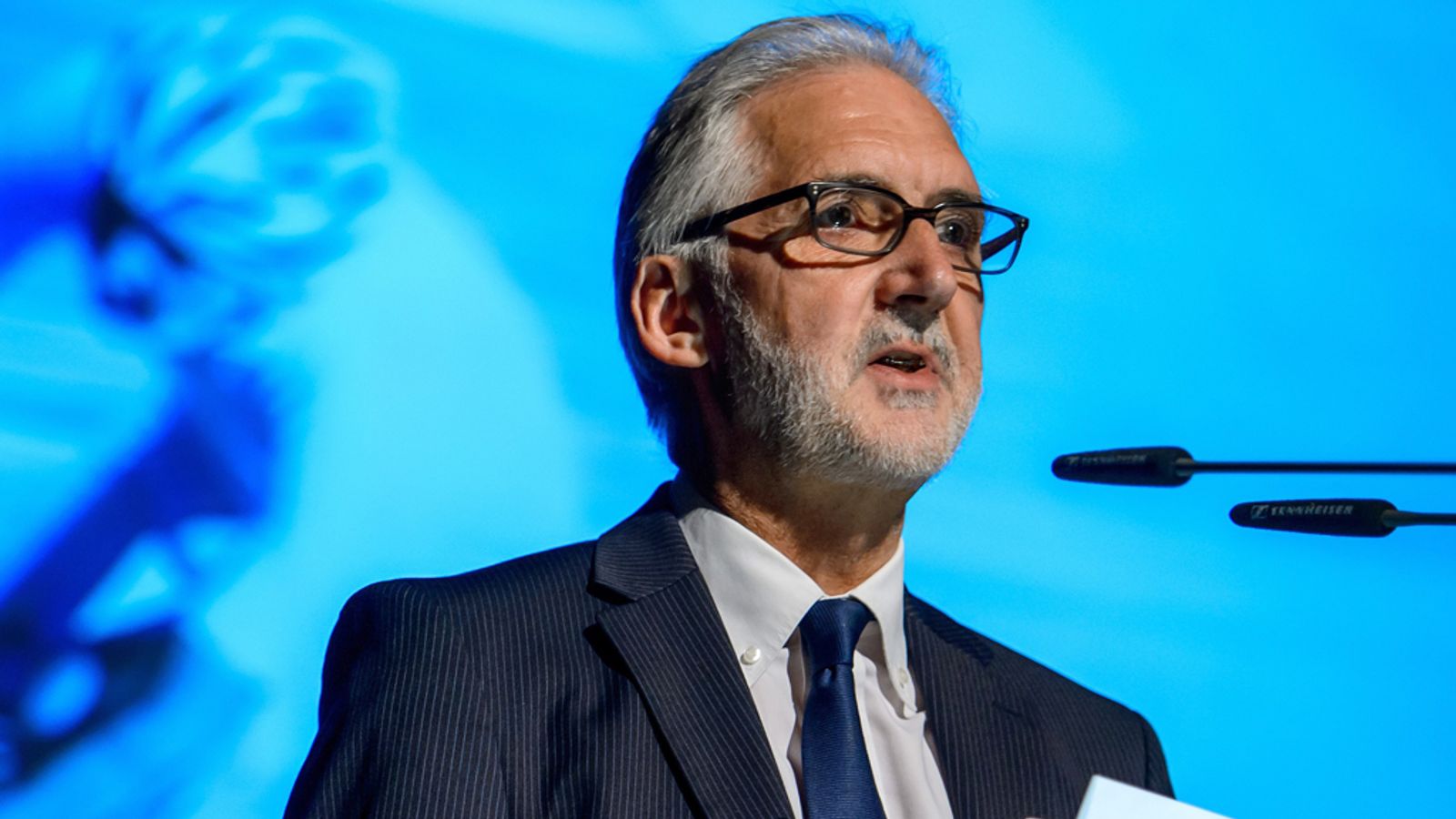 Brian Cookson says UCI needs to interview more riders in wake of CIRC ...