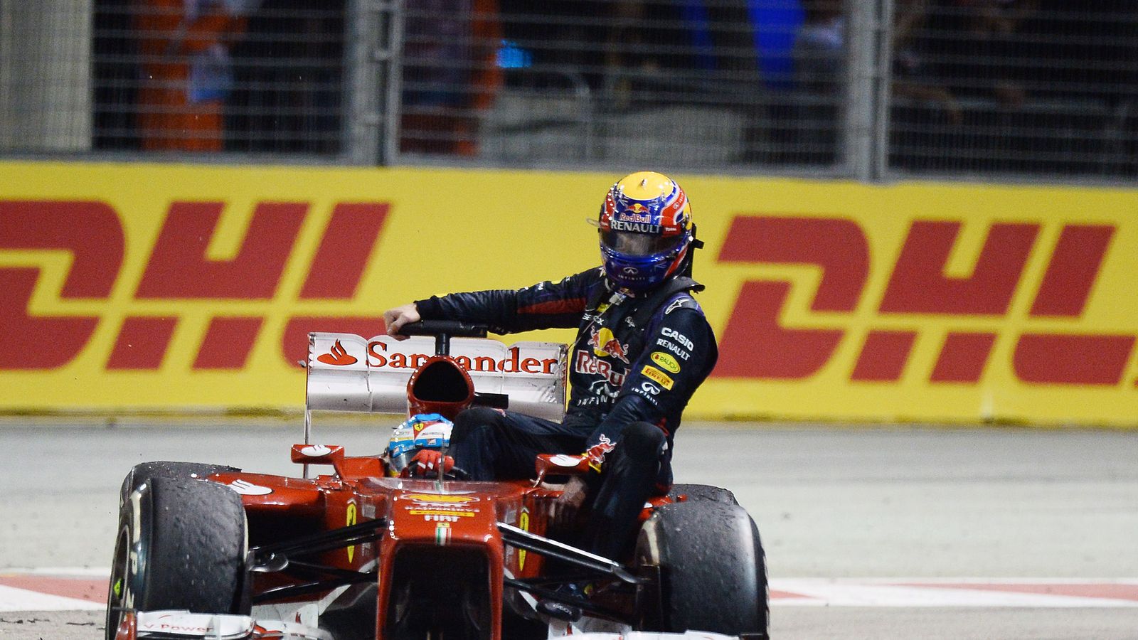 Watch Lewis Hamilton's Mark Webber and Fernando Alonso near-miss in ...