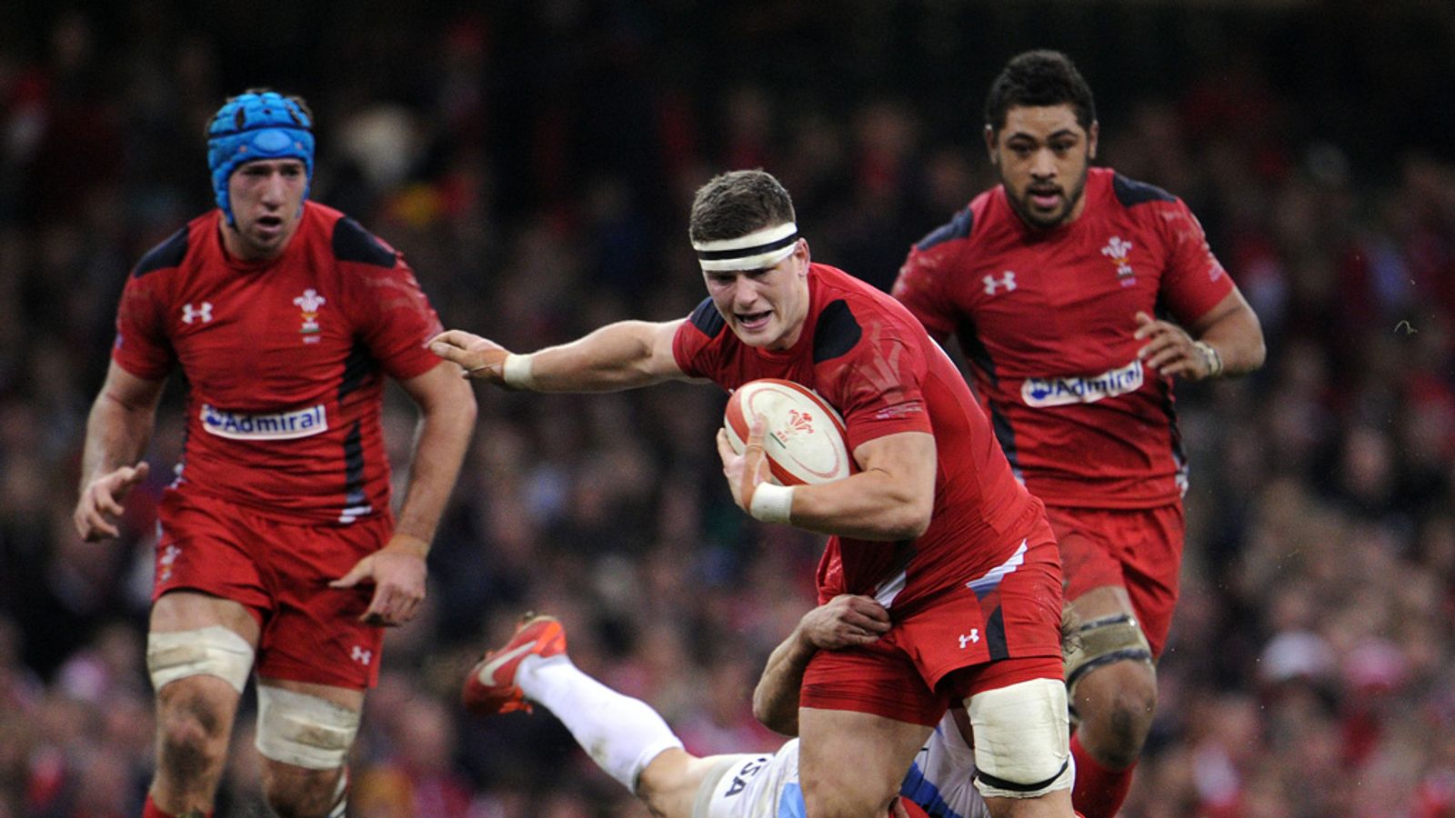 Autumn internationals: Wales centre Scott Williams upbeat on right foot ...