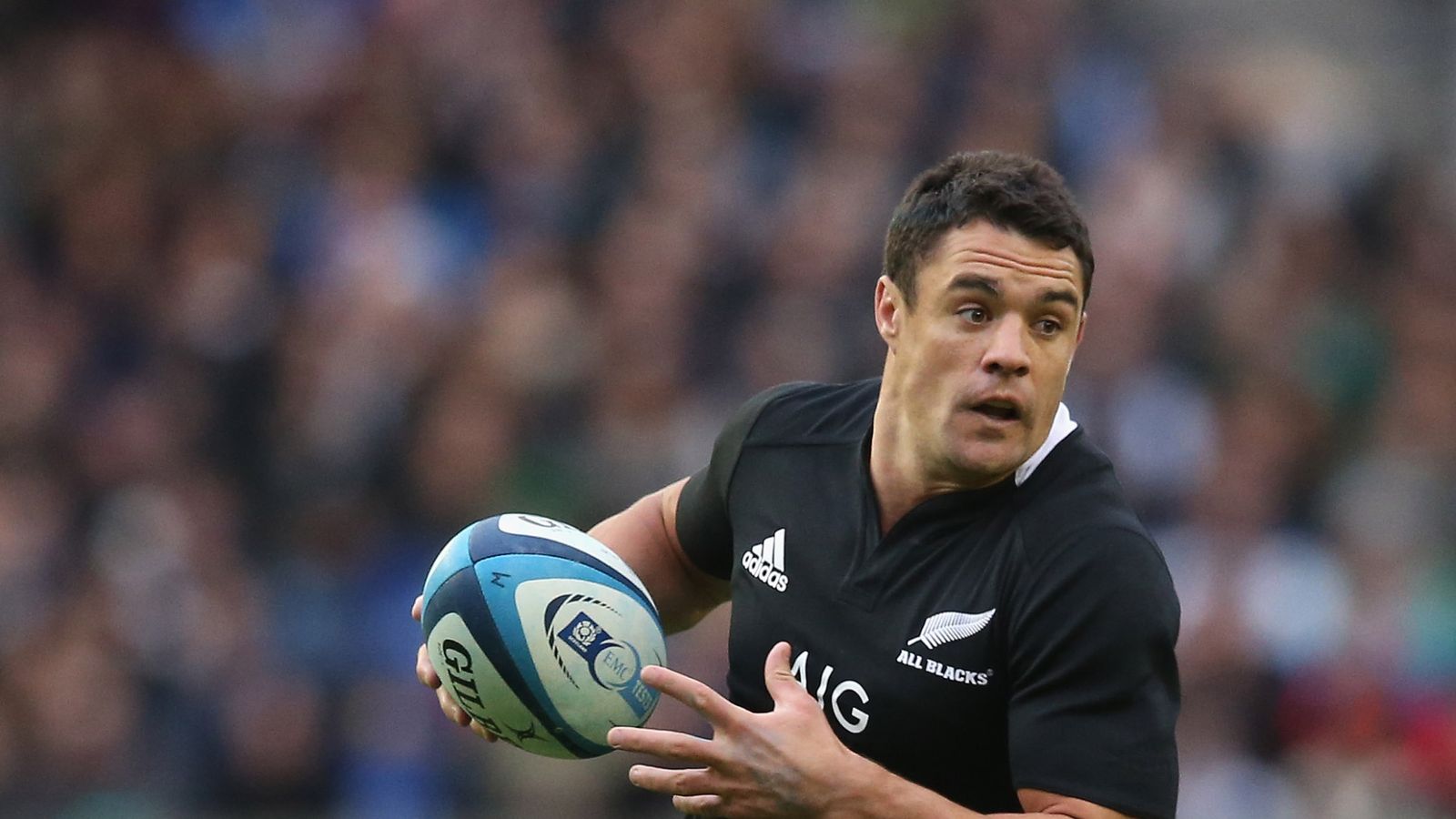 QBE Internationals: New Zealand fly-half Dan Carter will make his 100th ...