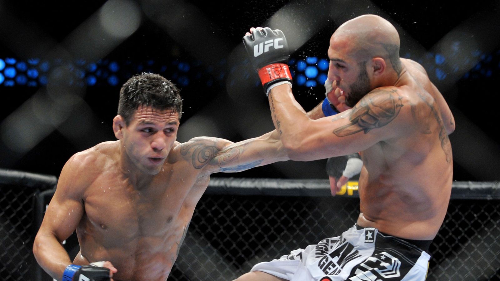 Ufc Fight Night Rafael Dos Anjos Claims Shock Win Over Benson Henderson In Tulsa News News