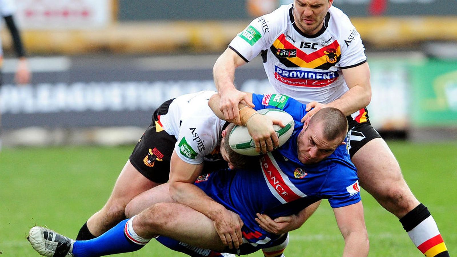 Hull KR's Australian forward Justin Poore announces retirement due to ...
