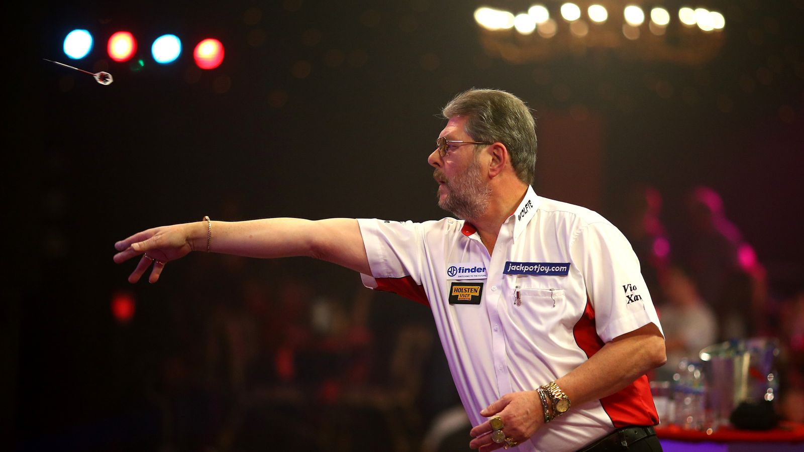 BDO World Championship: Martin Adams continues his hunt for another ...