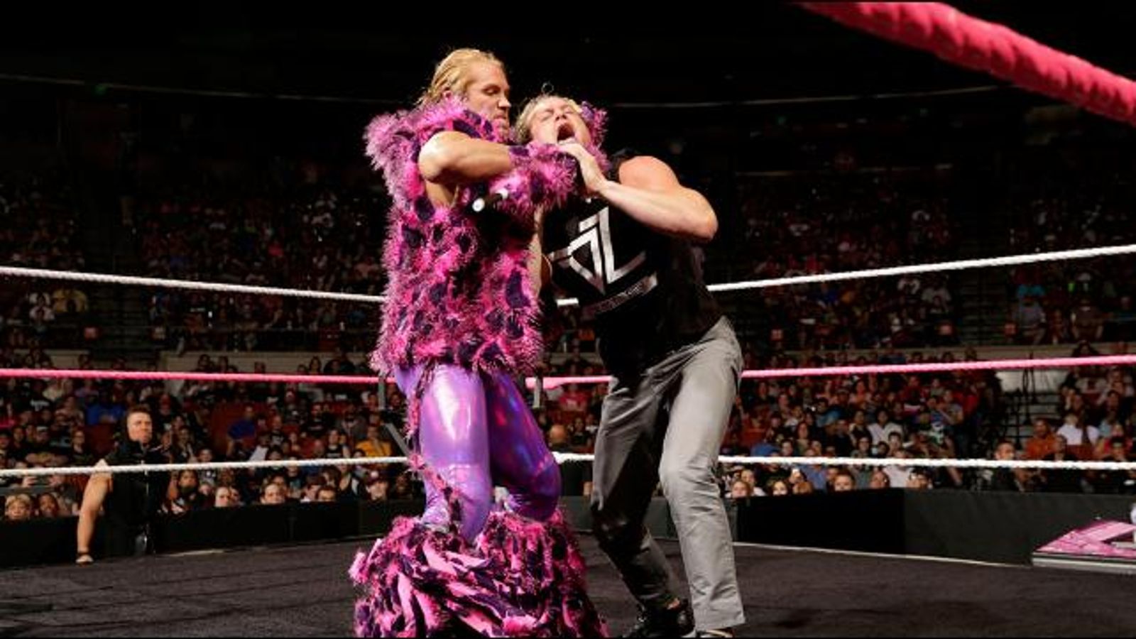 WWE Smackdown: Tyler Breeze attacks Dolph Ziggler | WWE News | Sky Sports