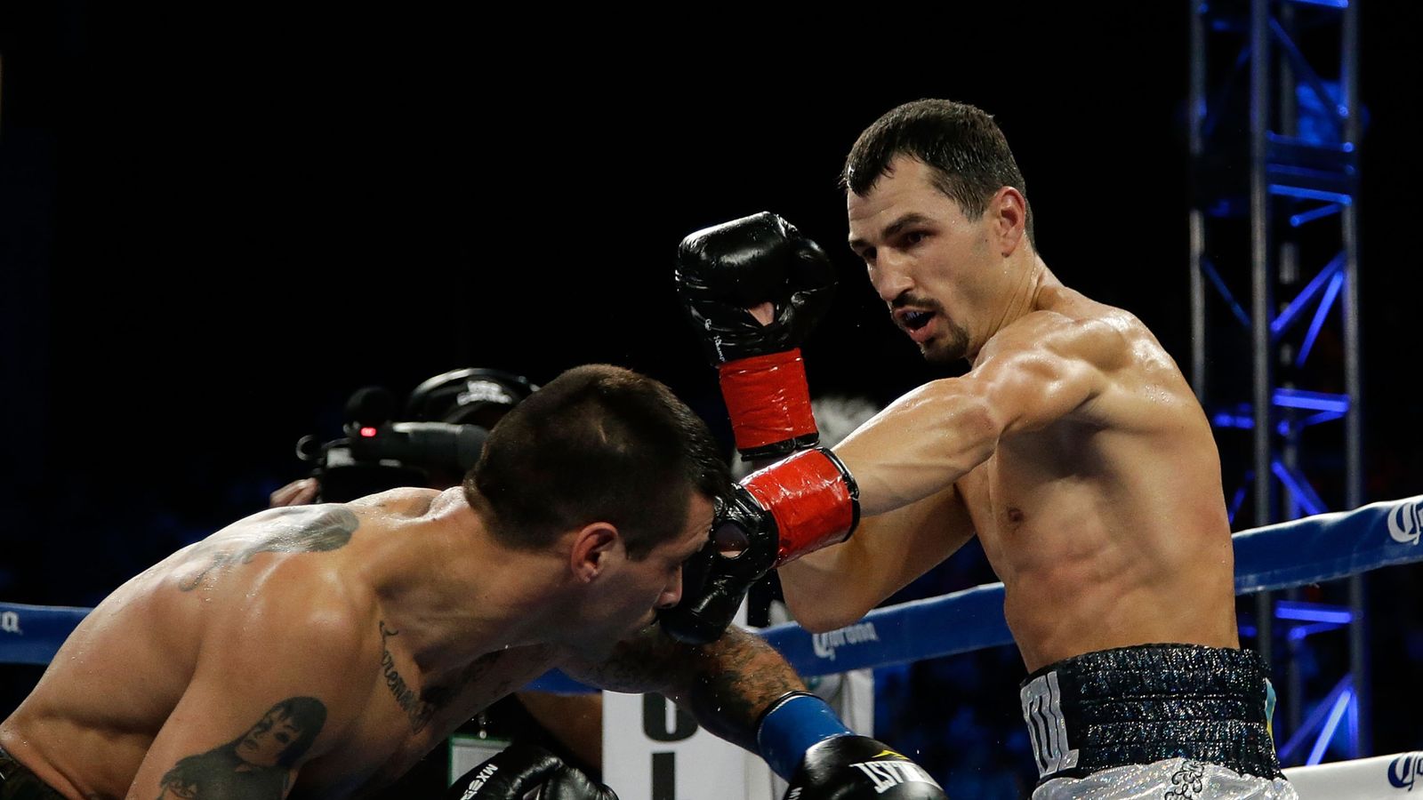 Viktor Postol knocks out Lucas Matthysse to win WBC super-lightweight title | Boxing News | Sky ...