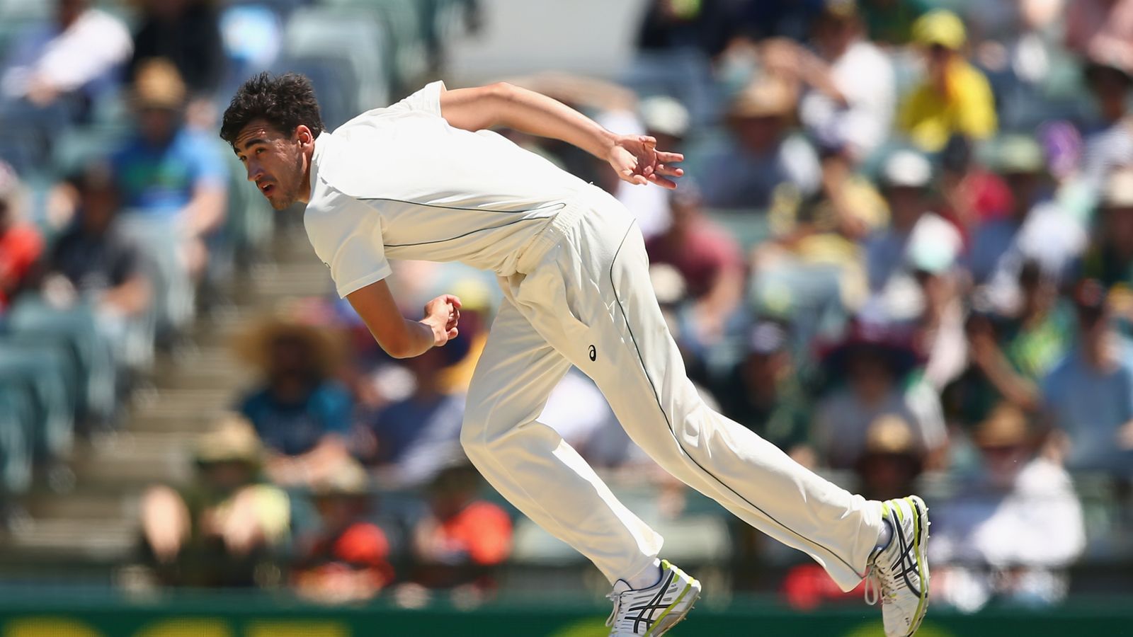 Aussie seamer Mitchell Starc almost reached 100mph at Perth | Cricket ...