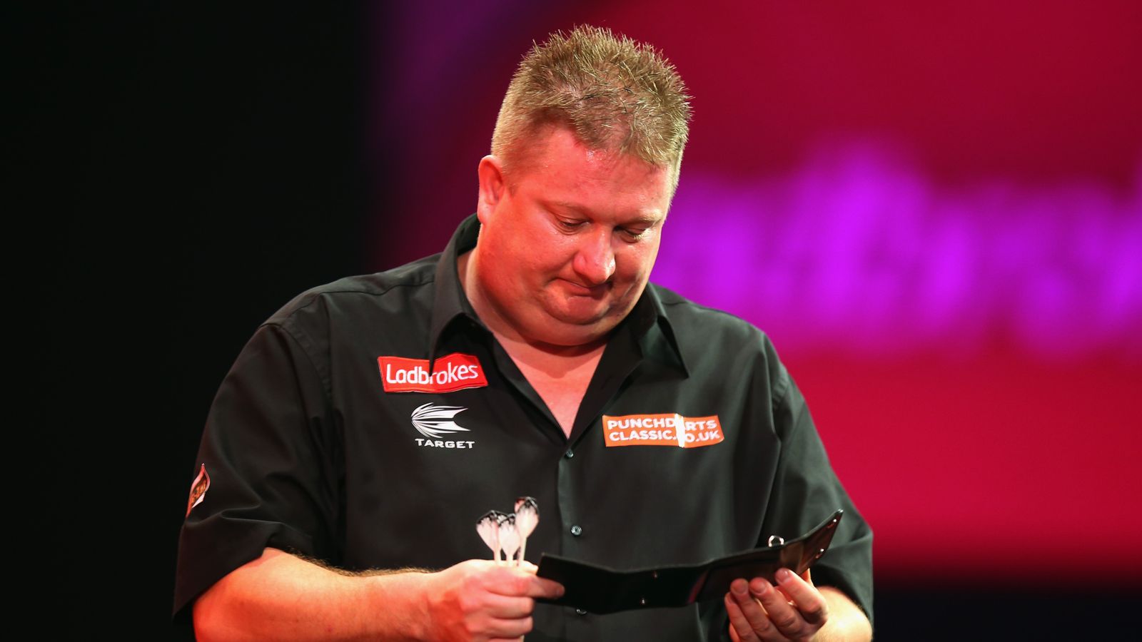 Colin Lloyd decides to spend time away from the PDC circuit after ...