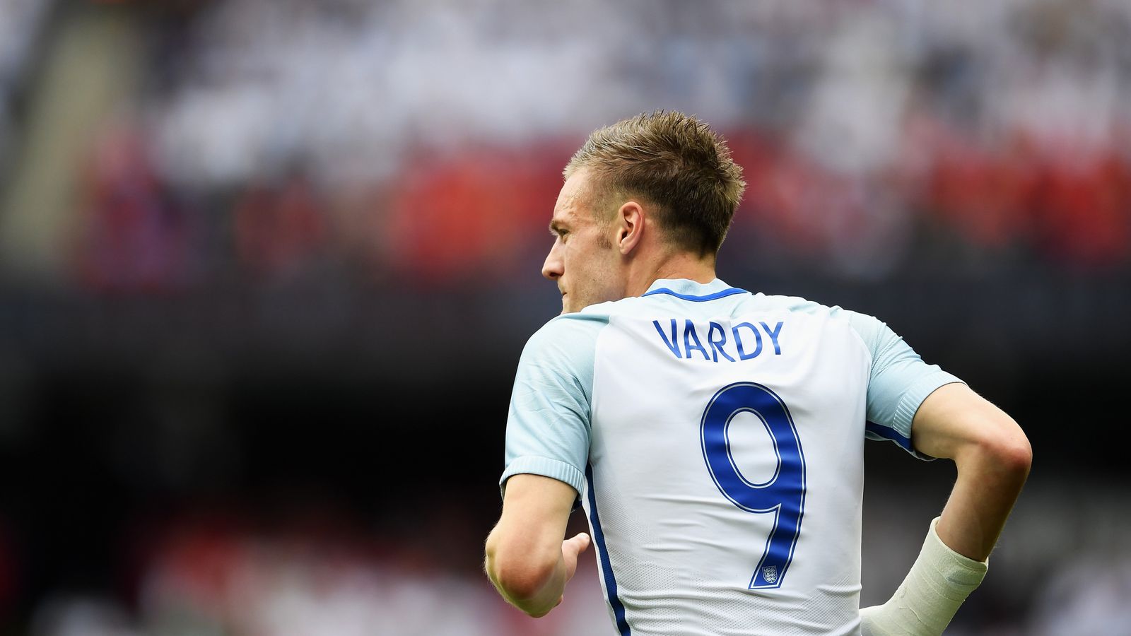 England striker Jamie Vardy vows to keep wedding celebrations quiet ...