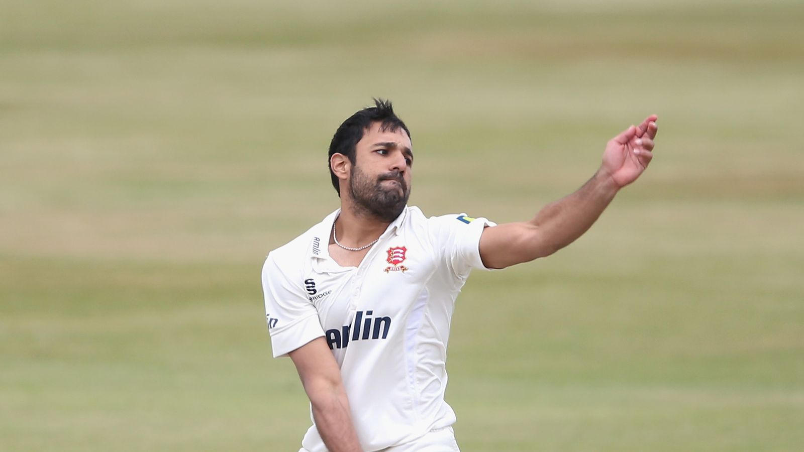 Ravi Bopara takes five wickets as Essex force Derbyshire to follow on ...