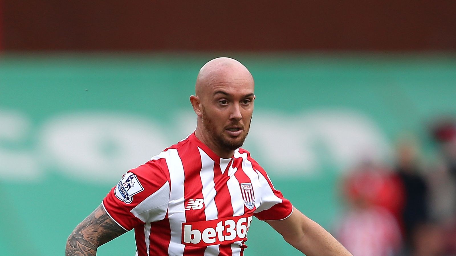 Stephen Ireland says he has 'a lot to offer' at Bolton | Football News ...