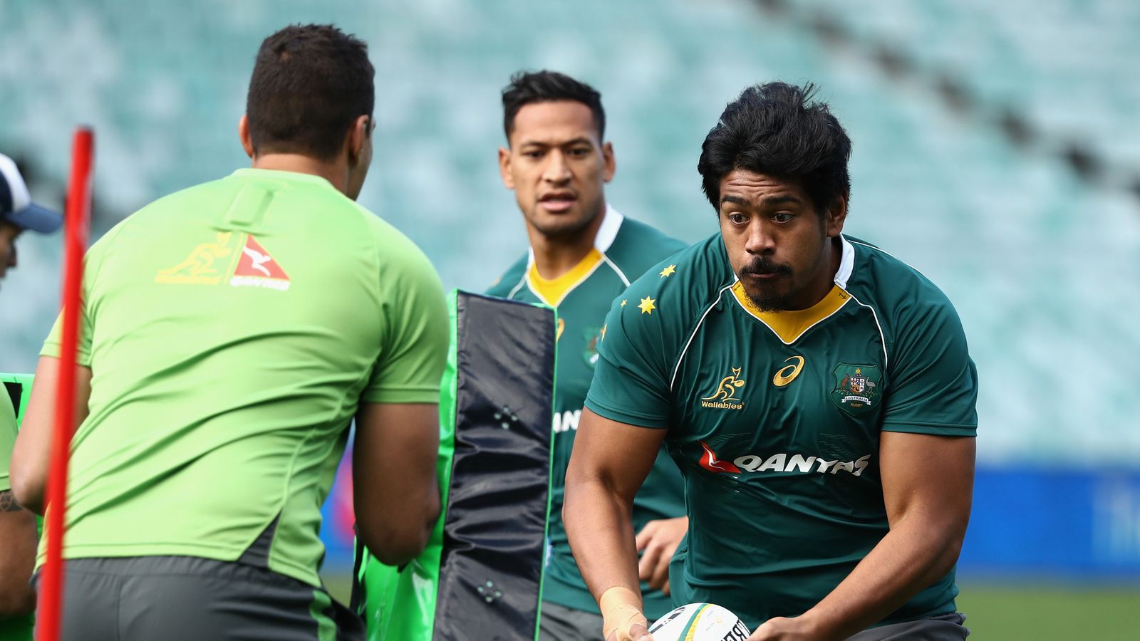 Saracens admit interest in Wallaby lock Will Skelton | Rugby Union News ...