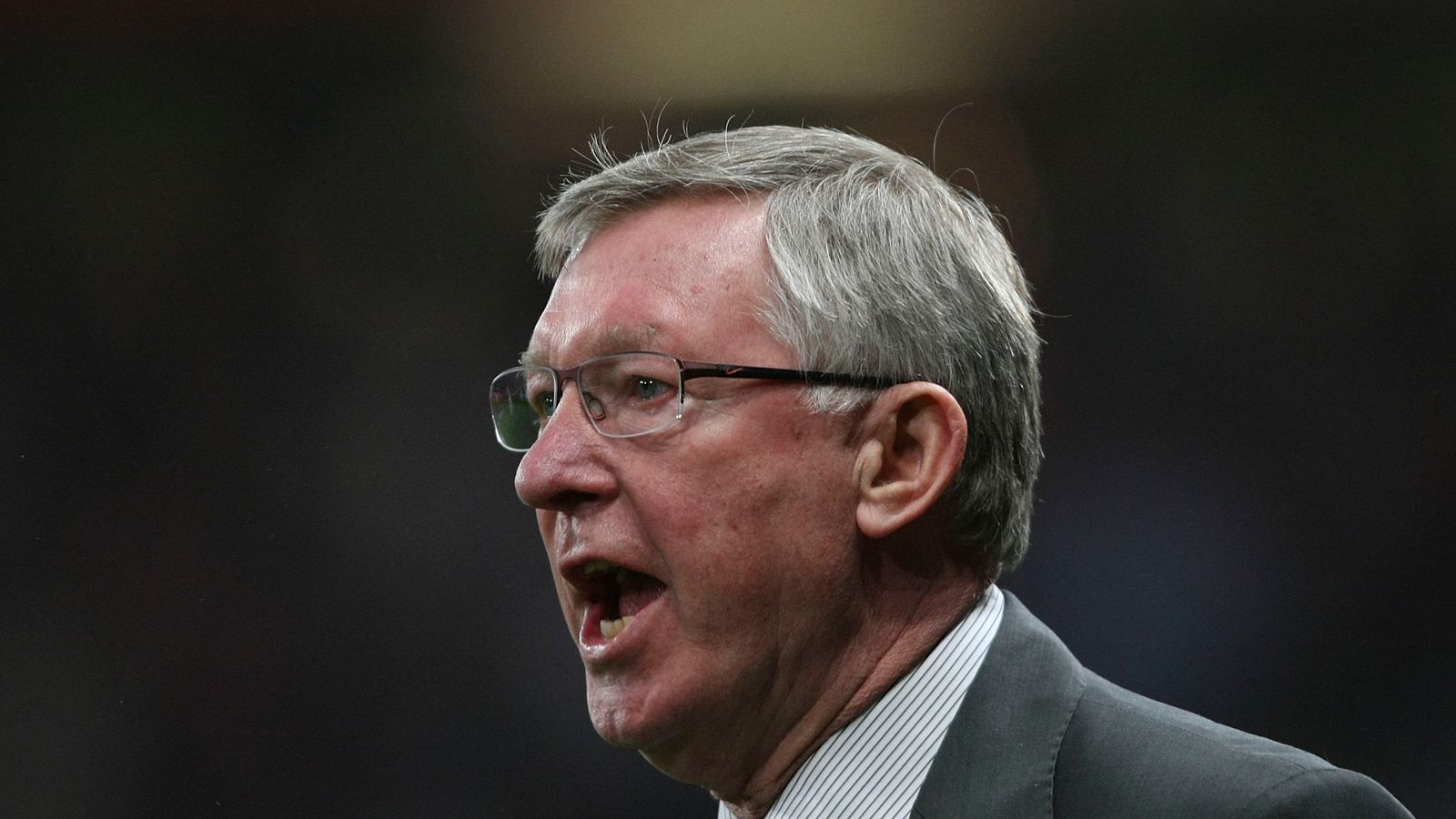Sir Alex Ferguson says players must plan ahead if they want to manage ...