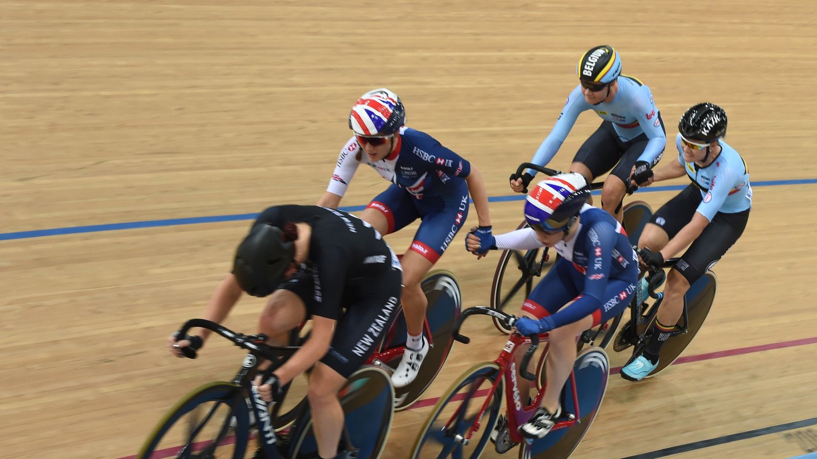 Elinor Barker and Emily Nelson claim World Championship madison silver ...