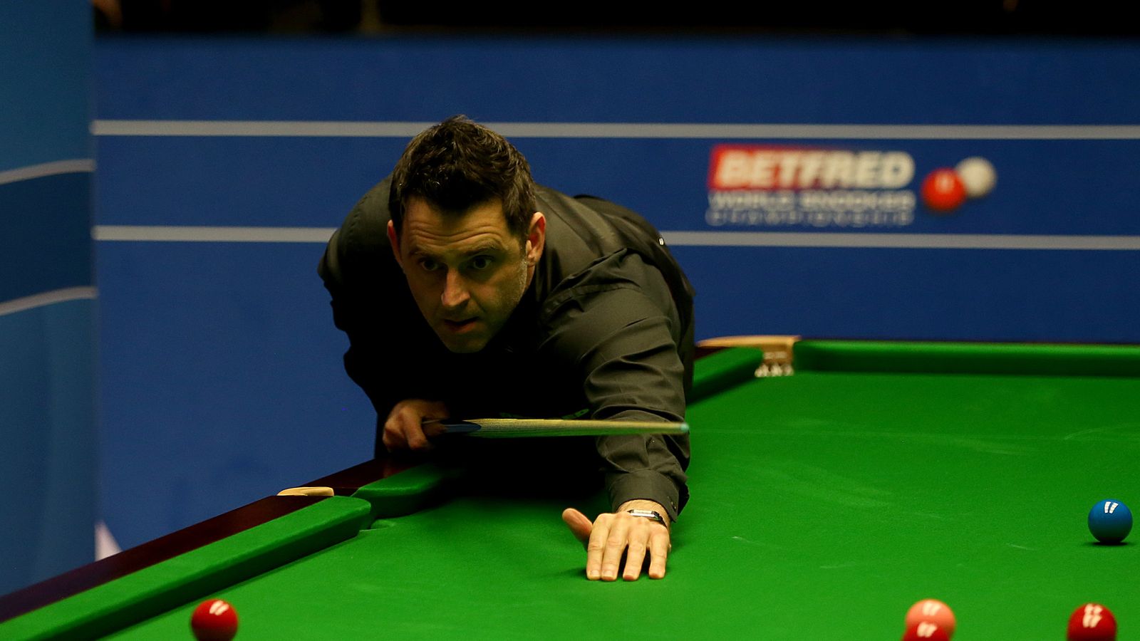 Ronnie O'Sullivan races into UK Snooker Championship fourth round with ...