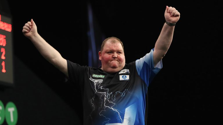 World Darts Championship: Raymond van Barneveld and Adrian Lewis ...