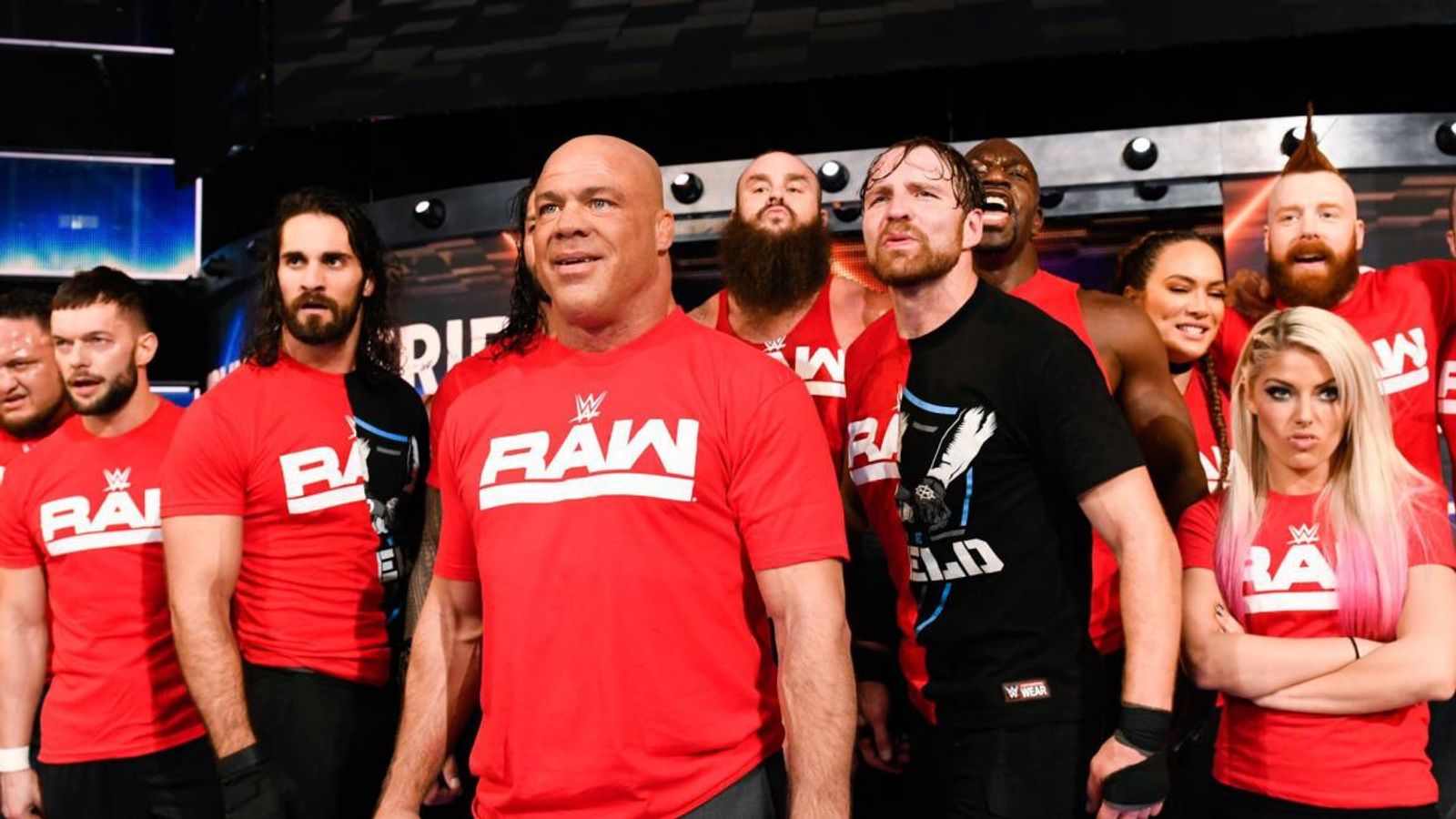 Watch Smackdown Under Siege As Raw Roster Invades Wwe News Sky Sports