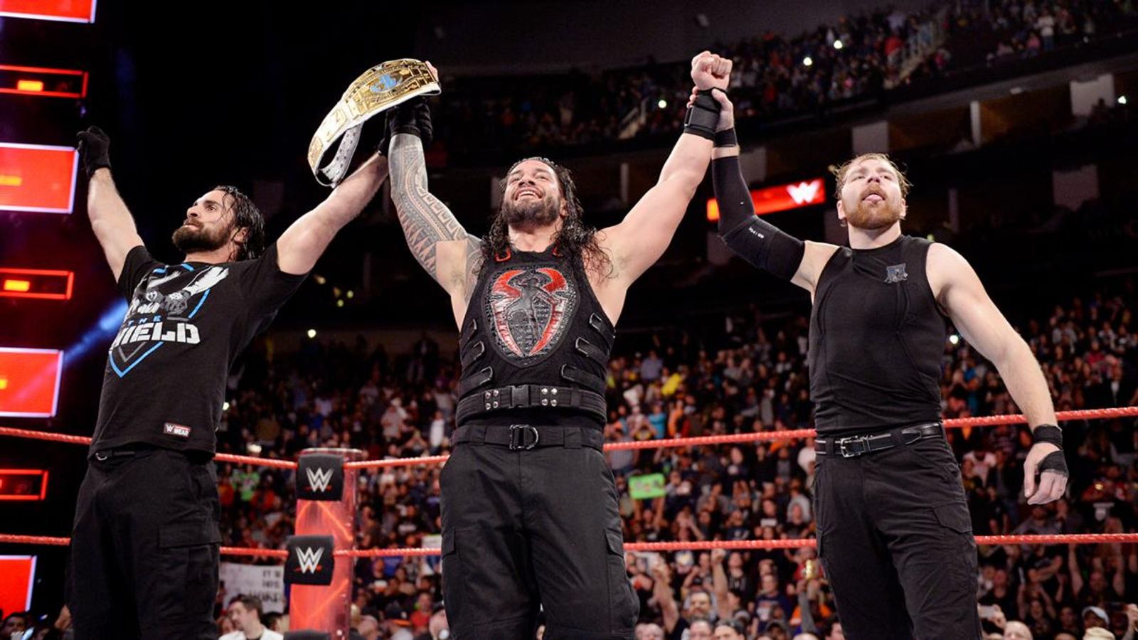 WWE Monday Night Raw: Roman Reigns wins Intercontinental title | WWE ...