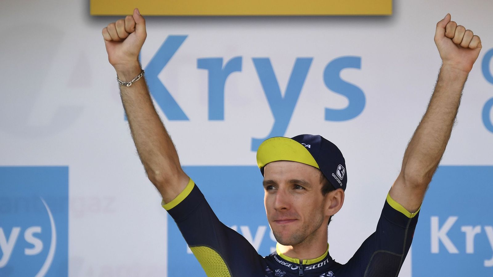 Simon Yates takes Paris-Nice lead heading into final day on Sunday ...