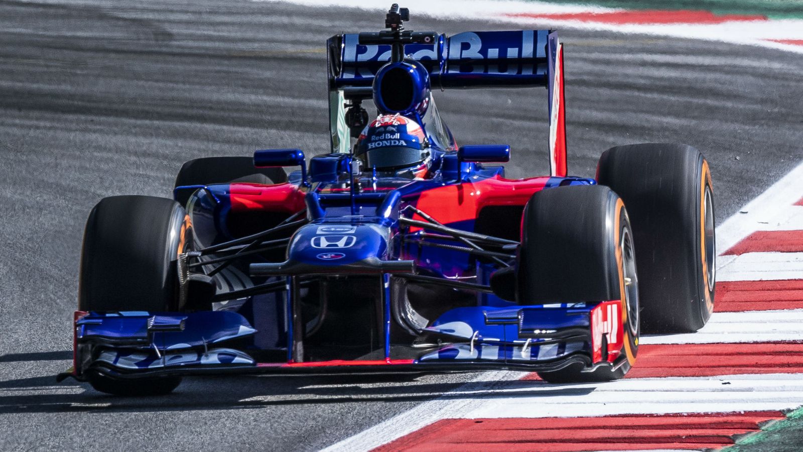 MotoGP champion Marc Marquez tests Toro Rosso F1 car | F1 News