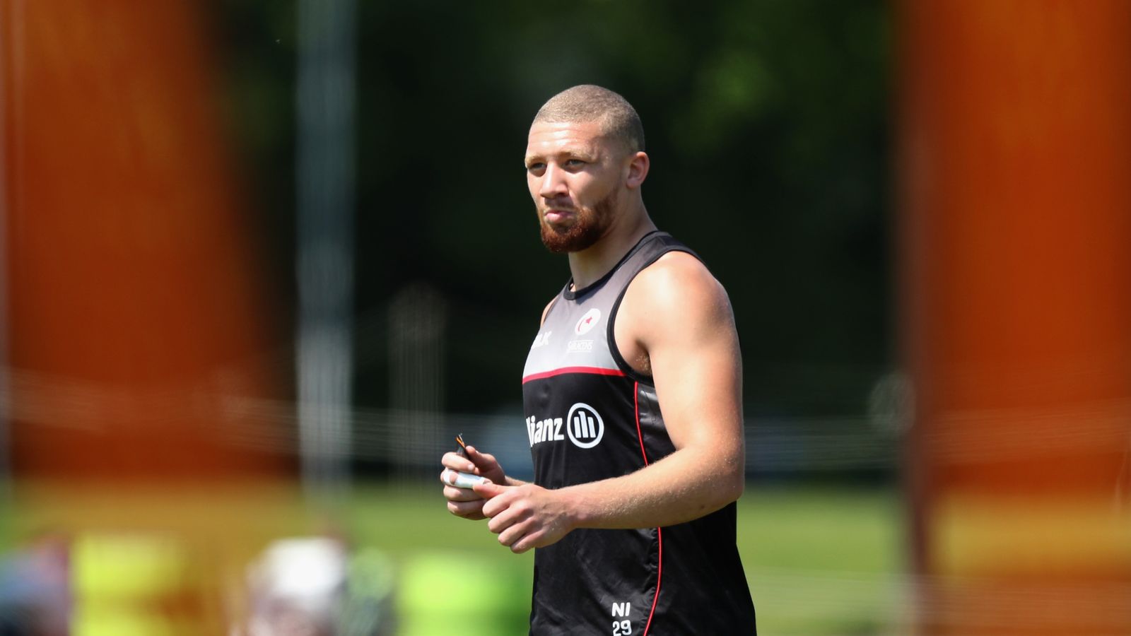 Eddie Jones backs 'incredible athlete' Nick Isiekwe to make England ...