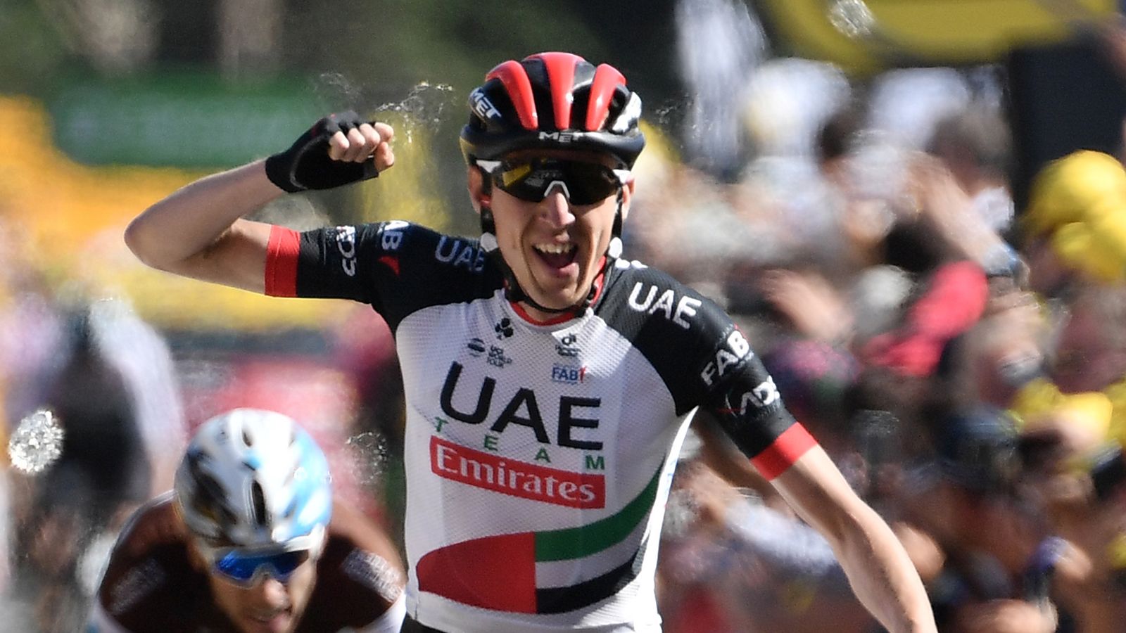 Dan Martin times attack to perfection to win Tour de France stage six ...