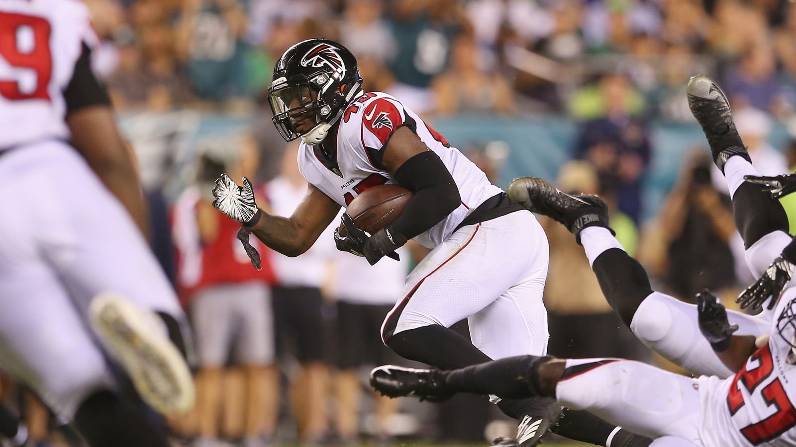 Atlanta Falcons place linebacker Deion Jones on injured reserve | NFL ...