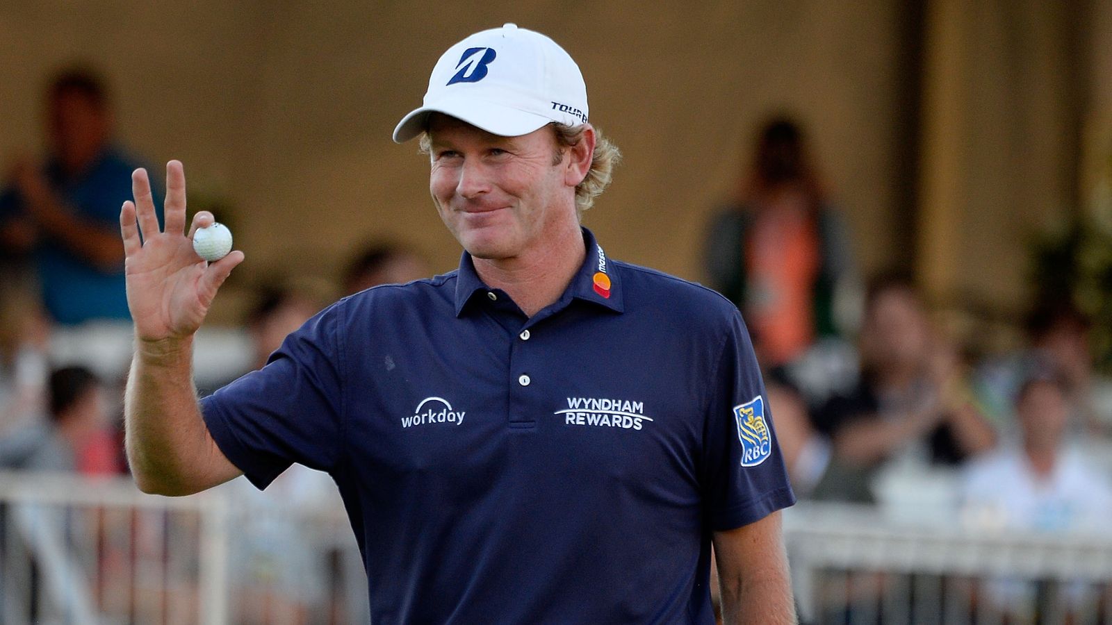 Brandt Snedeker takes three-shot lead into Safeway Open final round ...