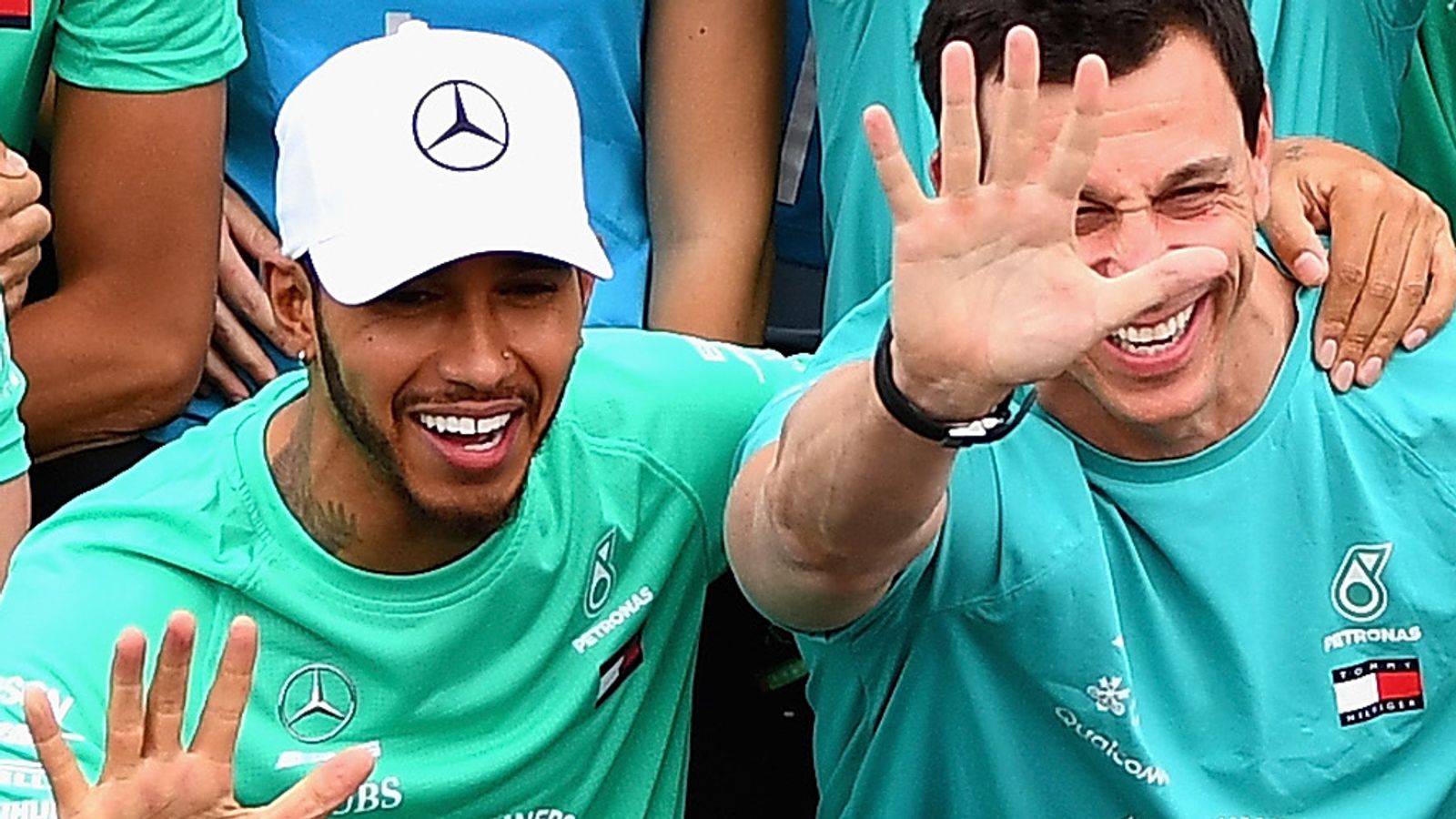 Formula 1 2018: Hi-Fives for Lewis Hamilton and Mercedes | F1 News