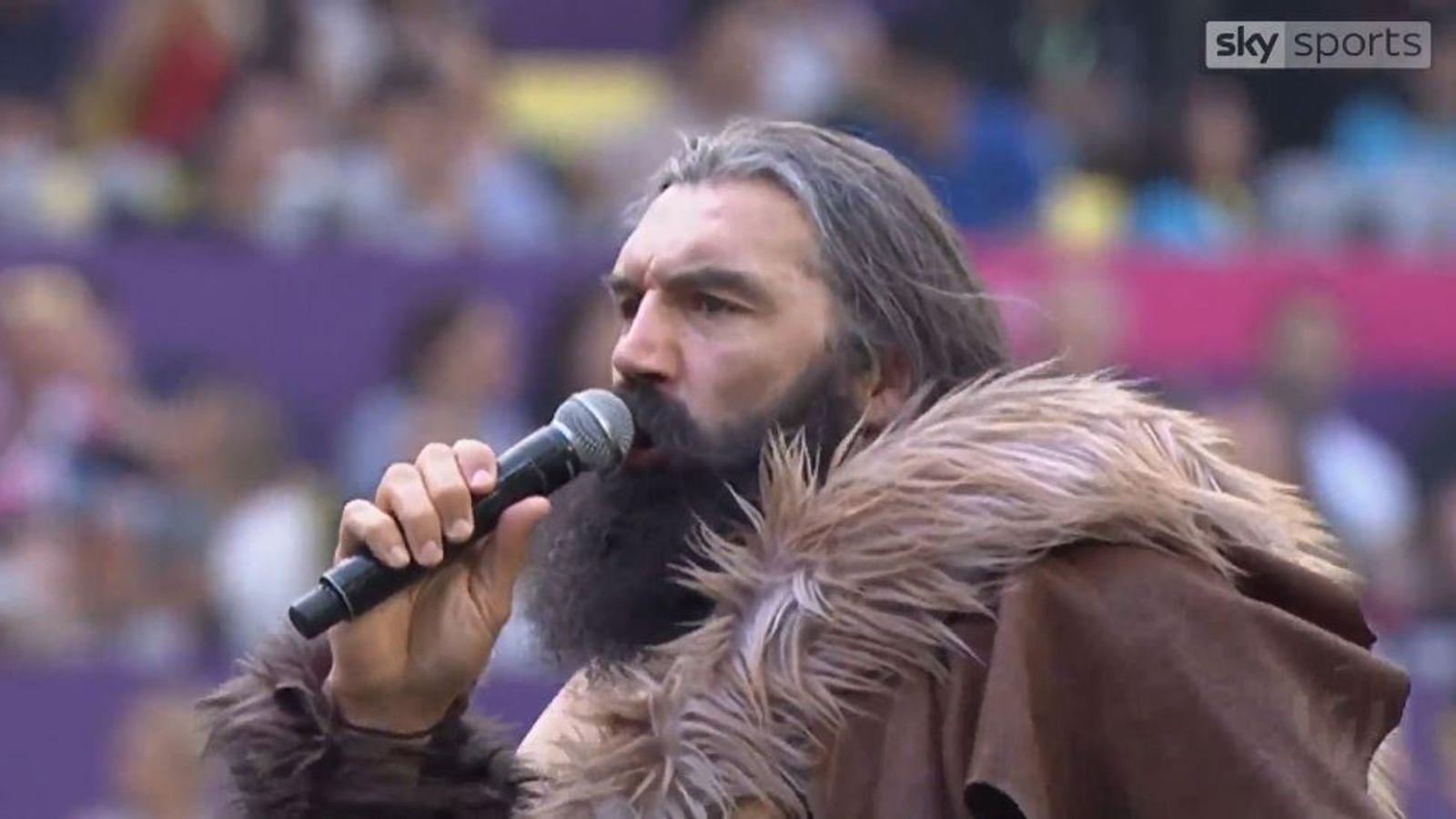 WATCH: Sebastien Chabal sings Proclaimers at Hong Kong Sevens dressed ...
