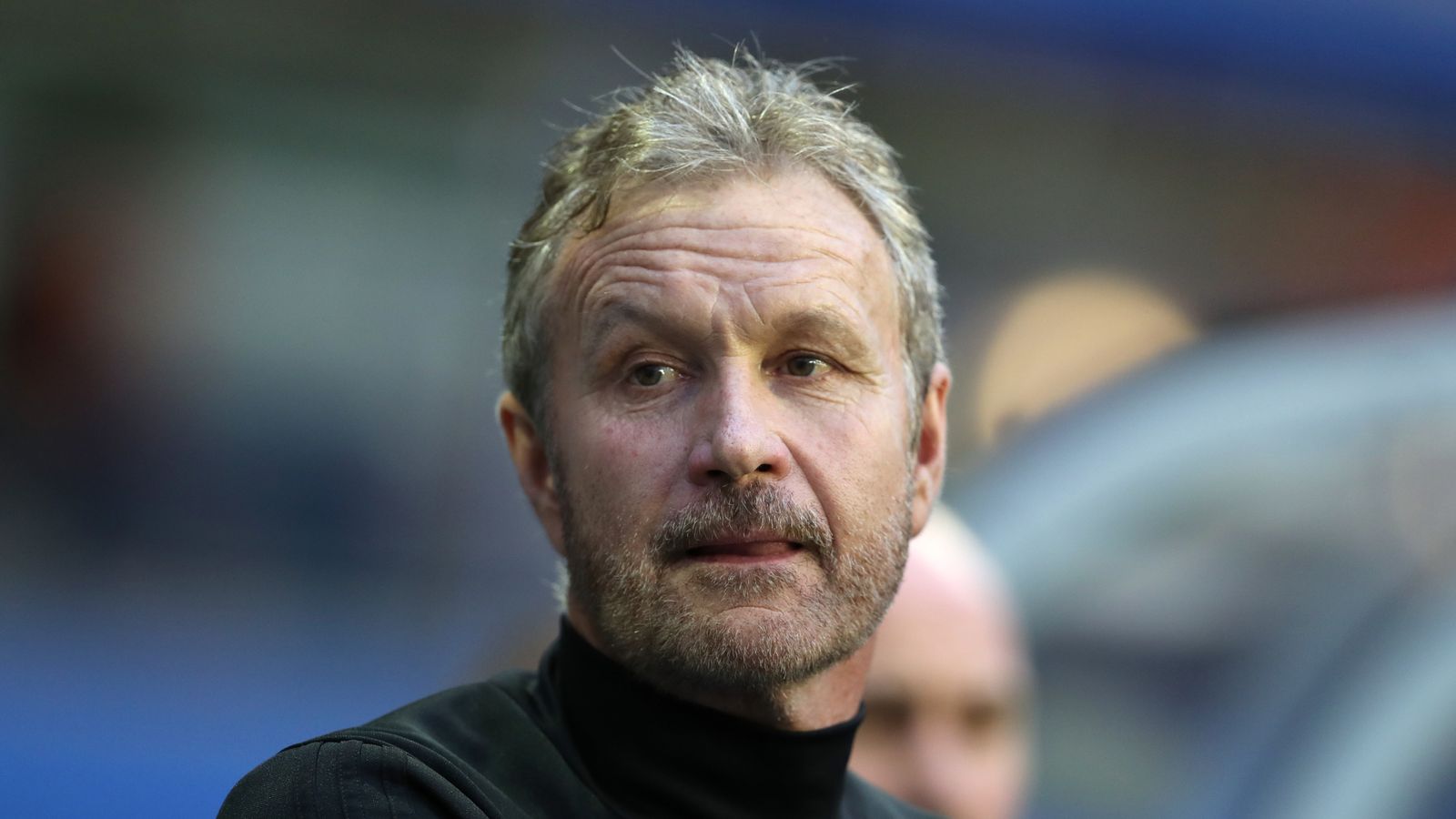 Kevin Bond resigns as Southend United boss after six defeats to open ...