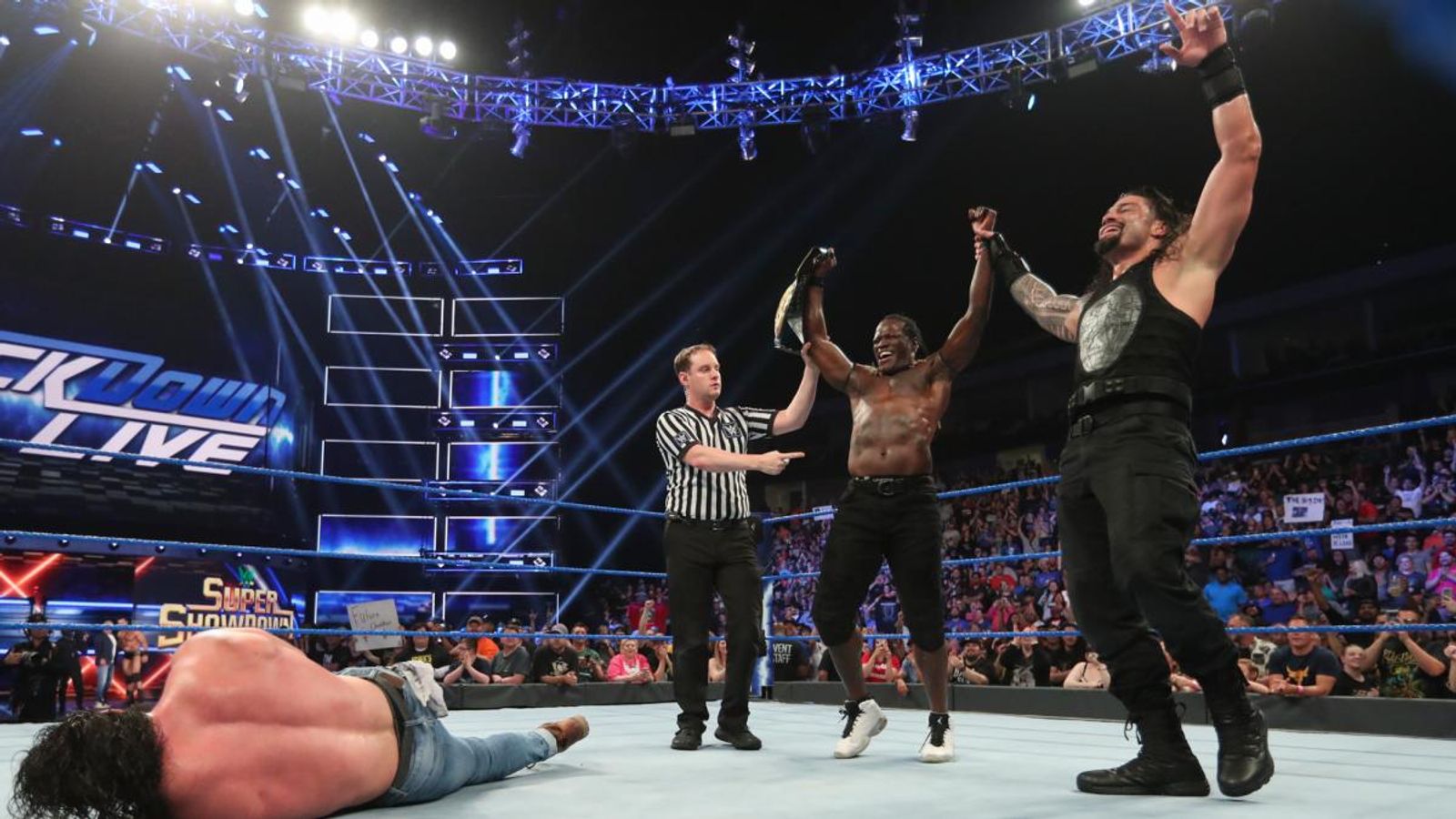 R-Truth teams up with Roman Reigns to win back his 24/7 Championship on ...