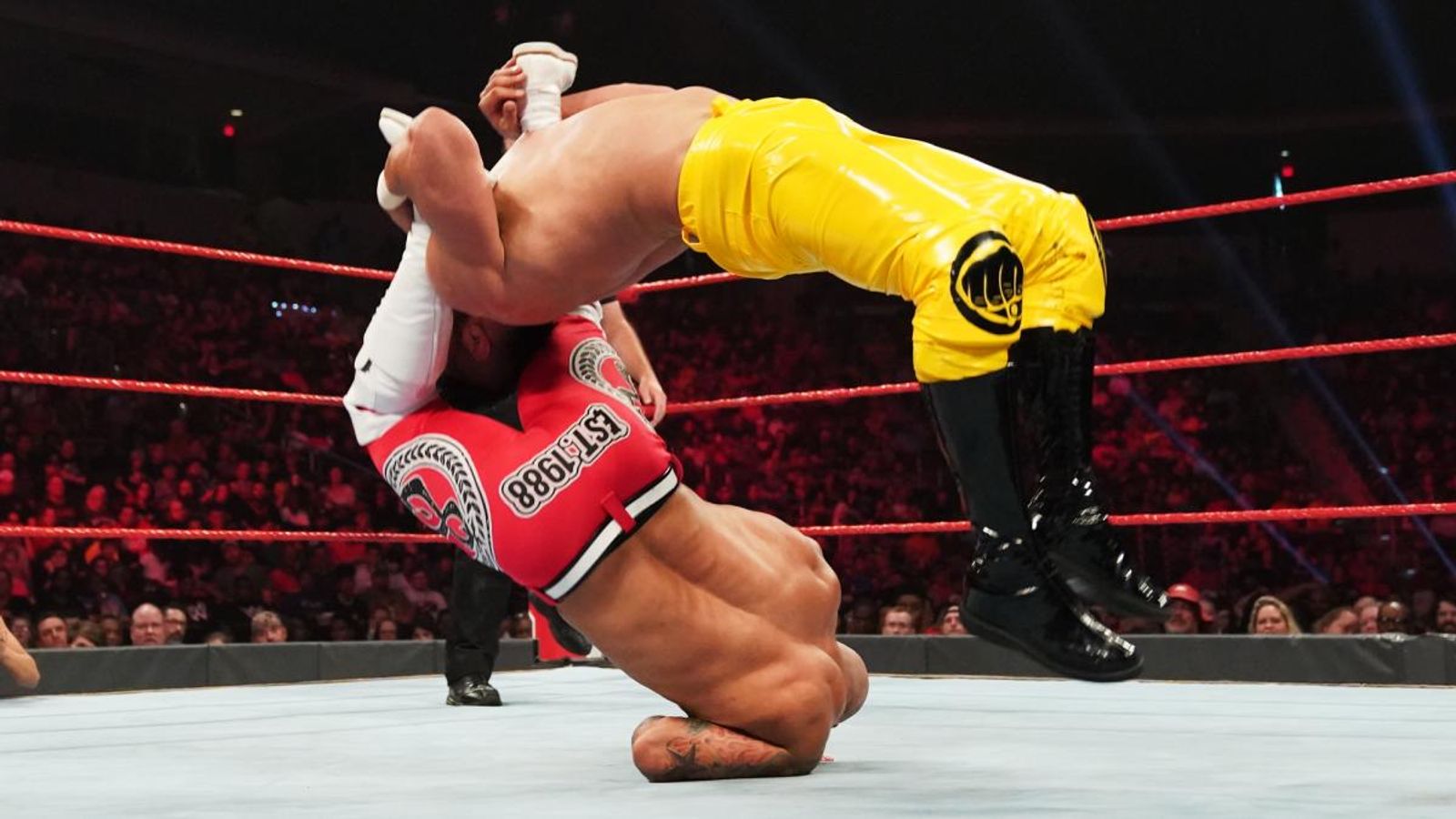 WATCH: Best of the Raw gauntlet for a United States title opportunity ...