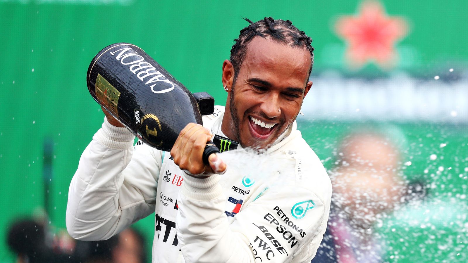 Lewis Hamilton on brink of 2019 F1 title and sets up US GP glory | F1 News