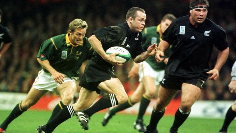 Miles Harrison's Rugby Fantasy Land: Full-backs- Serge Blanco vs ...