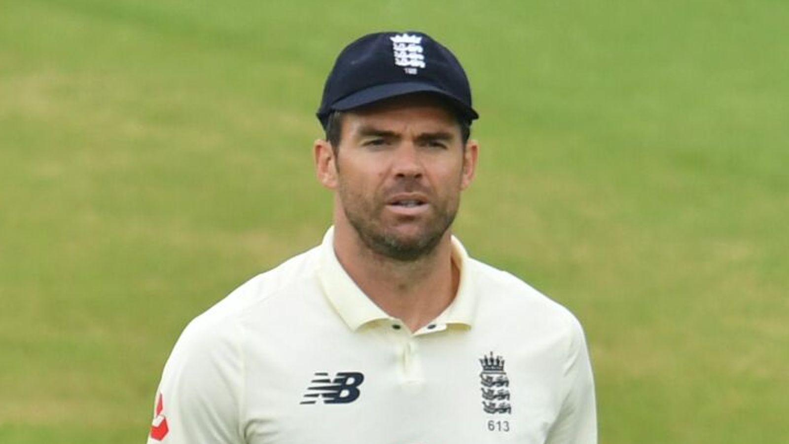How to solve 'bad light' in cricket? James Anderson, Stuart Broad and ...