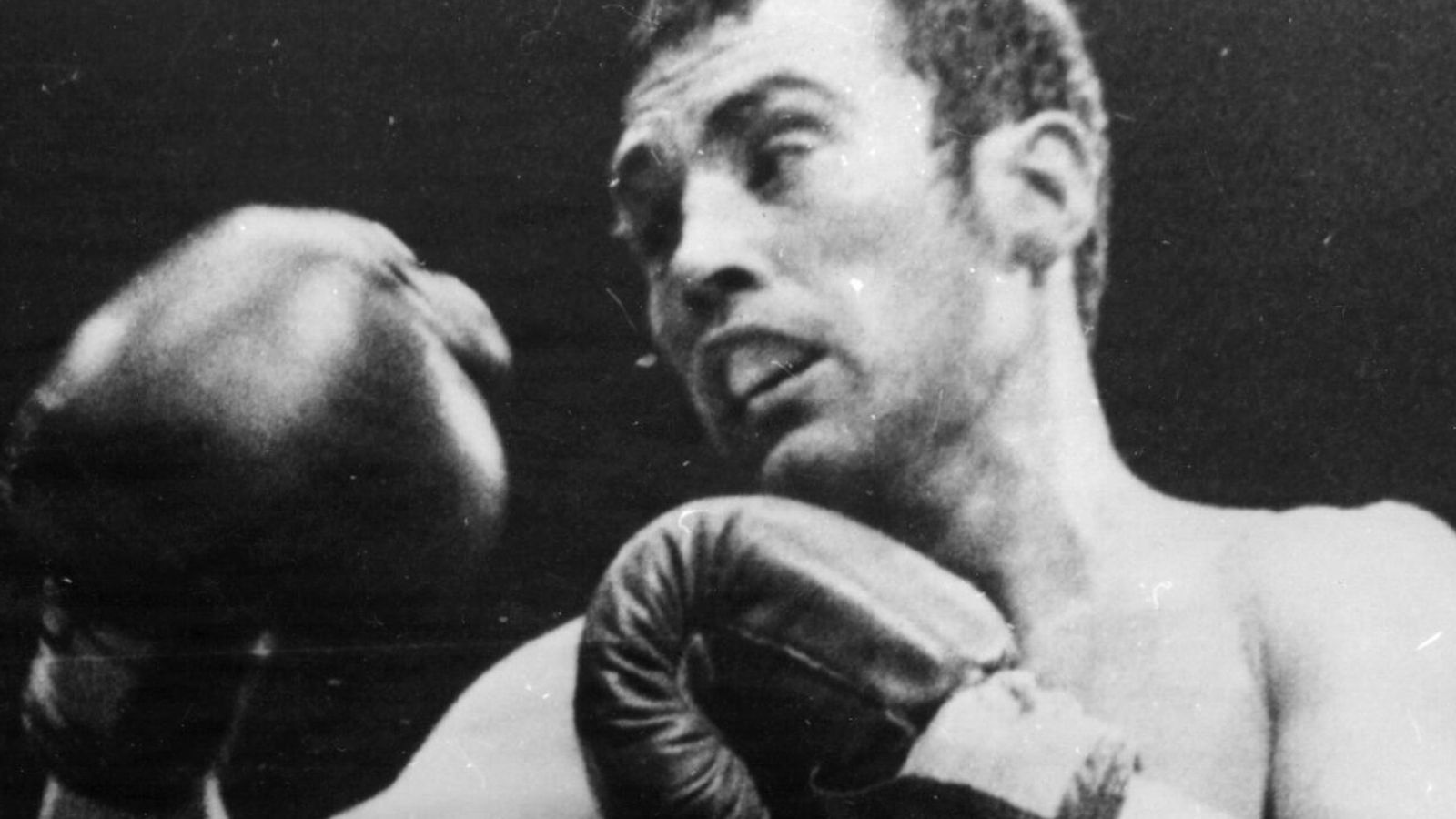 Alan Minter: British boxing legend dies aged 69 | Boxing News | Sky Sports