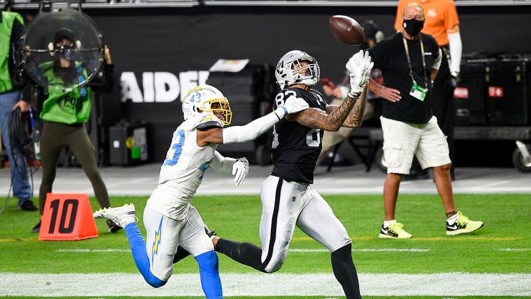 Los Angeles Chargers 30-27 Las Vegas Raiders: Justin Herbert scores ...