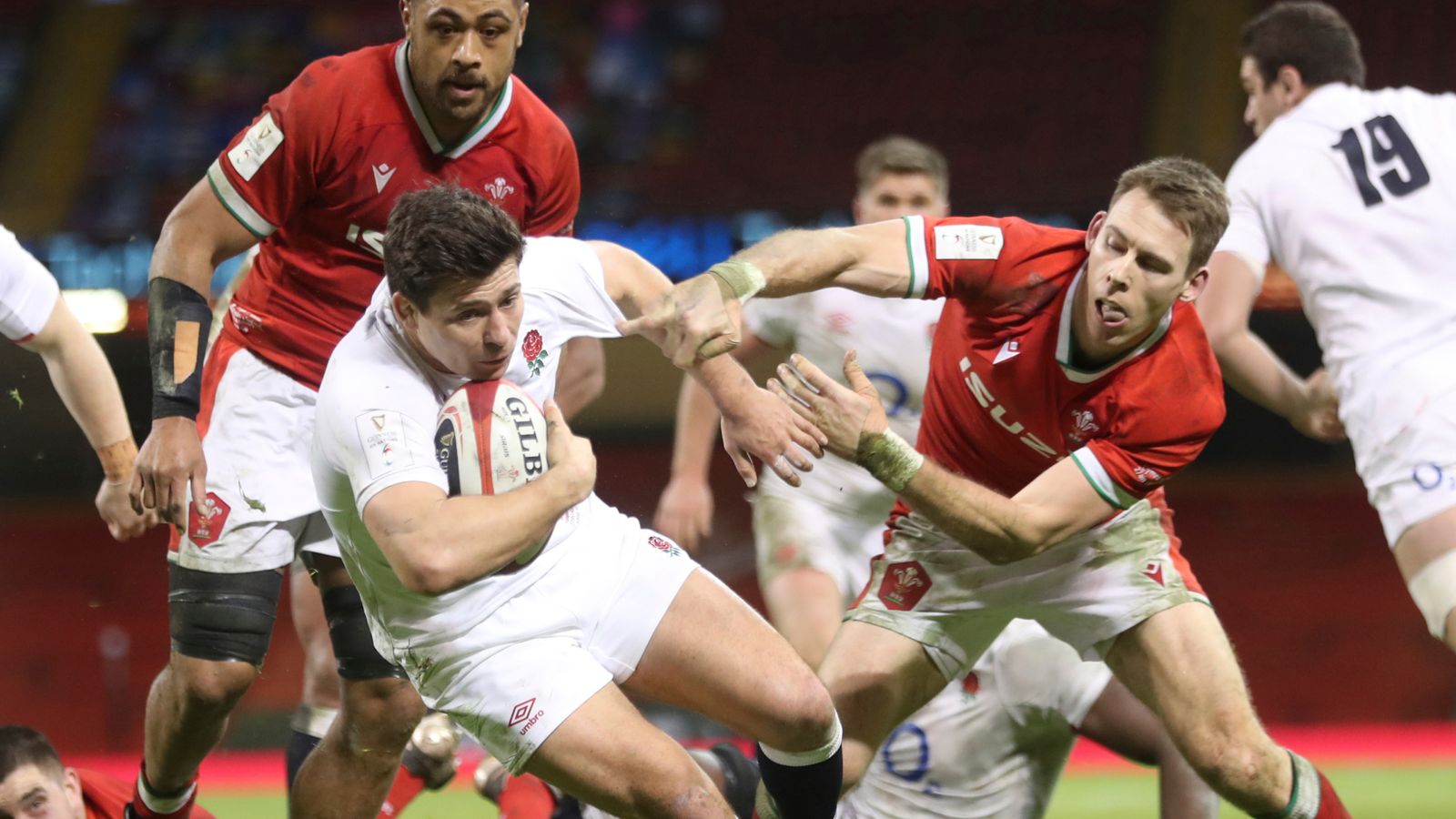 England defend Six Nations reporter following online abuse over post ...